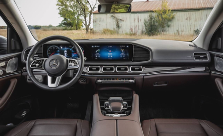 Продаю свою машину MERCEDES  GLS450 (без посредников)