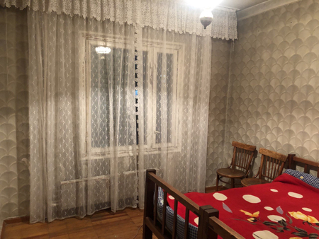 продаеться  2х комнатная переделанная в 3х квартира