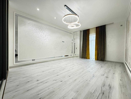 谷 129995 谷 Продается квартира в Яккасарайском районе [101 м²]