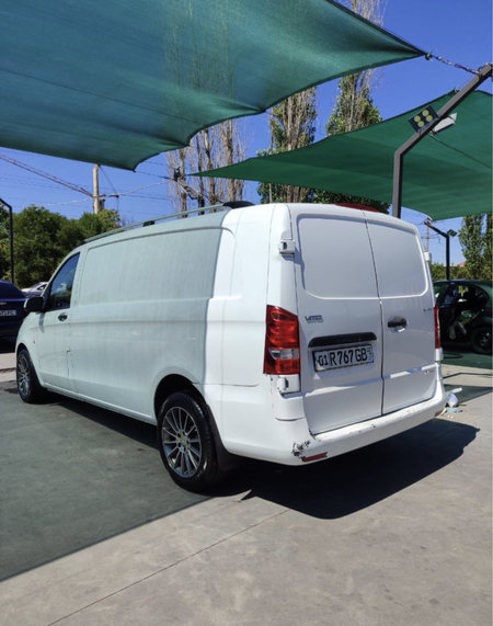 Mersedes benz Vito van 2016 yil, motor 622 dizel ideal.