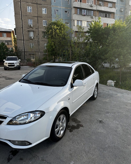 Jentra sotiladi tezda va arzon narxda