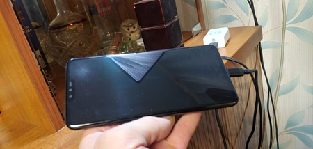 Дисплей на lg v40. Родной