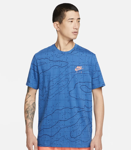 Продам оригинальную футболку от Nike