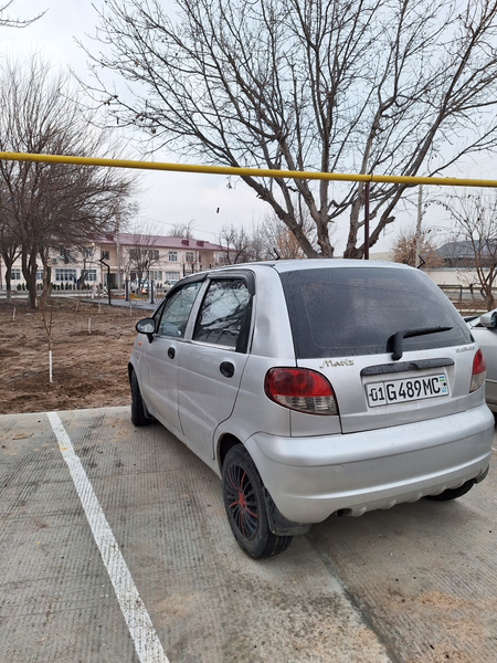 Matiz sotiladi 2010 yil 3800 y.u arenda s vikupom