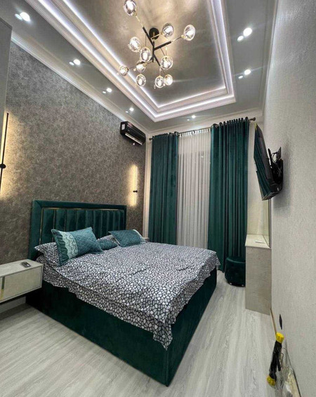Toshkent city Boulevar
3/7/8. 100 кв м 
Всё удобства есть