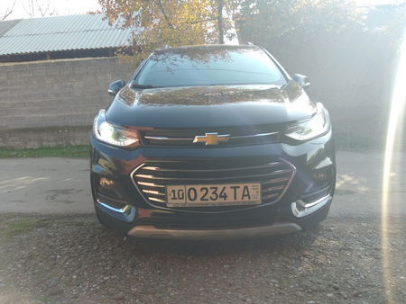 Treker sotiladi sroshna