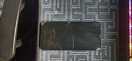 Продается mi 9 lite на запчасти или восстановление