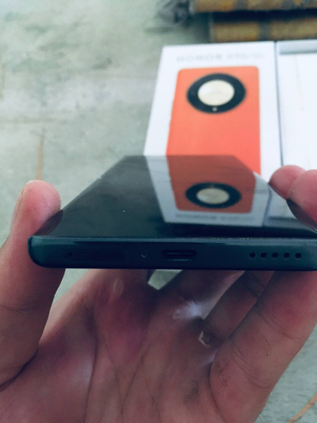 Honor 9xb 8/256 sotiladi