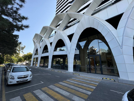 NRG U-Tower Sotuvda 1 xonalik korobka Tashkent Cityga manzara