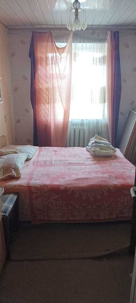 Янгиюль 2 в 3/3/4 среднее состояние, кирпич, теплая, ул. А. Ортикова