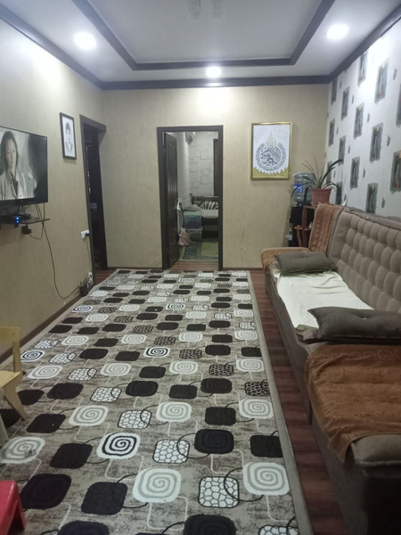 Yunusobod 15kv mertoga 400 metr 1 etaj 3 xona Oldi orqa agarod evro