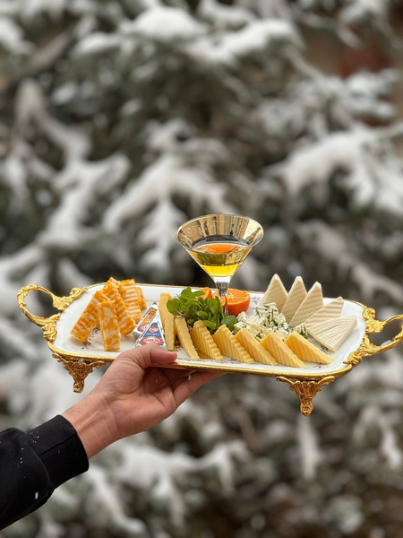 Прокат стол-стул посуди catering