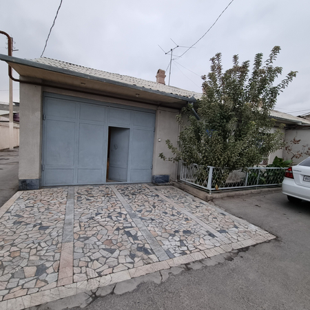Otbozorda 4sotix uchastka sotiladi