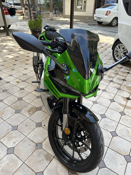 Mototsikl original r3 mator
