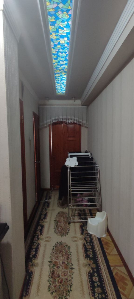 Продаётся четырёхкомнатная квартира. СРОЧНО.