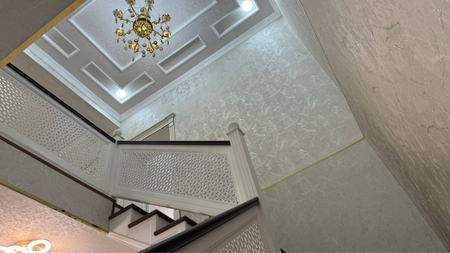 Продаётся шикарная 3х комнатная с подвалом 1-этаж ор: Крытый рынок.