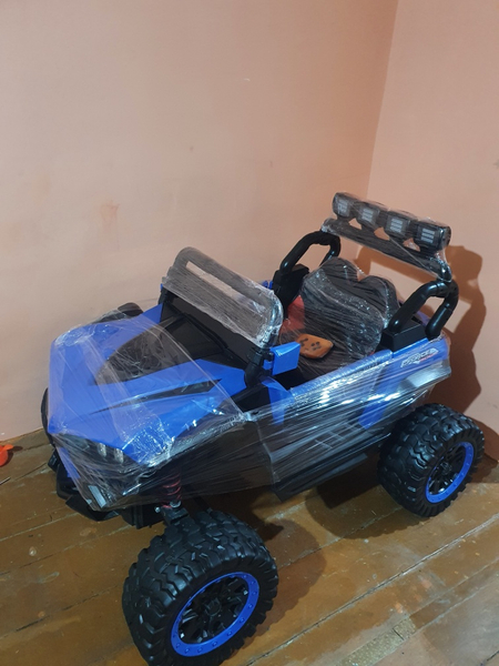 Detskiy mashinka jeep 4×4