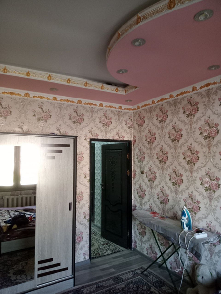 2 xona 3 xona qilingan kvartira sotiladi