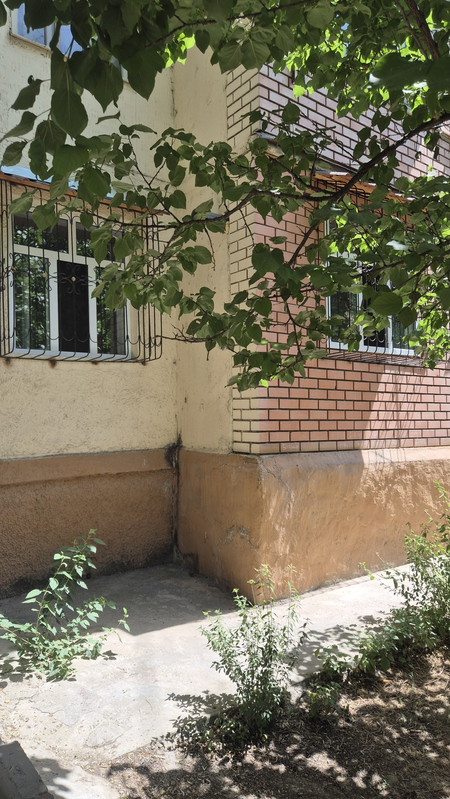 Продаётся квартира 2х ком. переделанная в 3х
