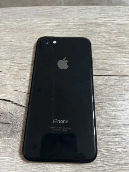 ПРОДАЁТСЯ!!! iphone 8/64gb