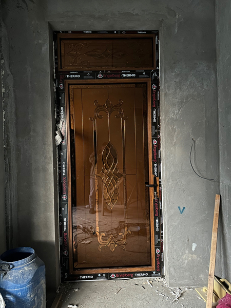 Akfa eshik rom va vitrajlar 499.000 somdan