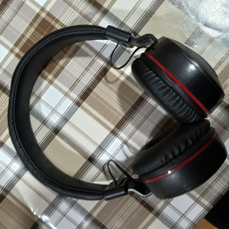Наушники JBL продаю