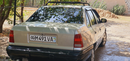 Daewoo racer 1994