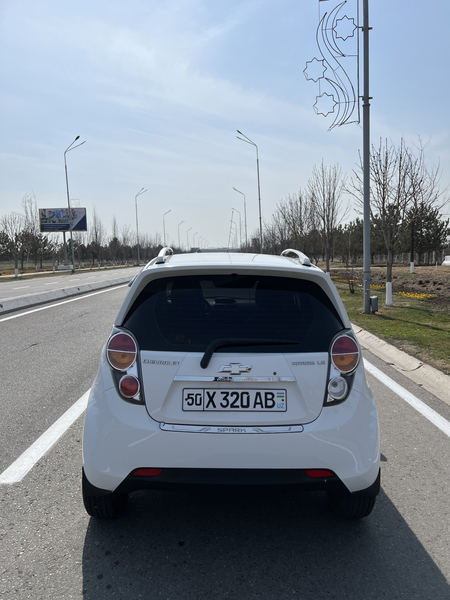 Chevrolet Spark 2011