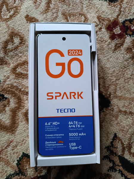 Смартфон Tekno spark