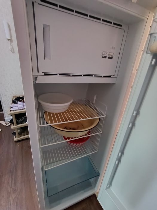 Продам кондиционер и холодильник