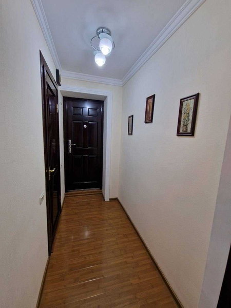 ул.Новомосковская 15 гор.больница 3-комн 5/5 70 м² ремонт меб/тех