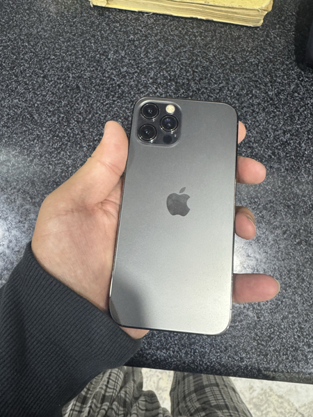 iphone 13 pro pamit 128 ZAA holati yahwi oqip tel qlila