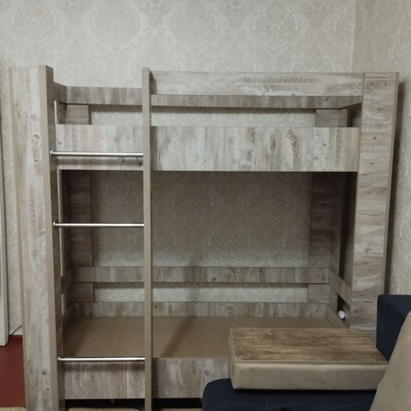 Двухъярусная кровать б/у