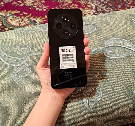 Продаю новый телефон redmi 14 C