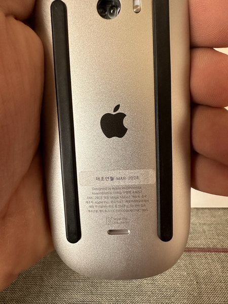 Macbook Air M2, 8/256, Midnight