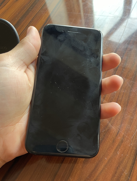 Iphone se 2020 64gb region LLA Kor dok bor obmen bor
