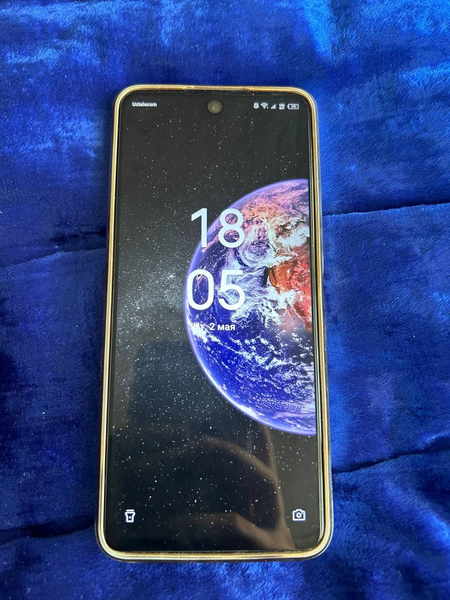 Tecno camon 18        ...