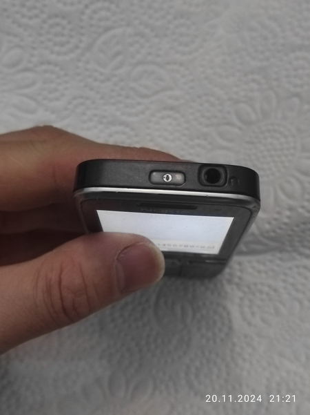 Nokia E52 Регестрация IMEI есть.