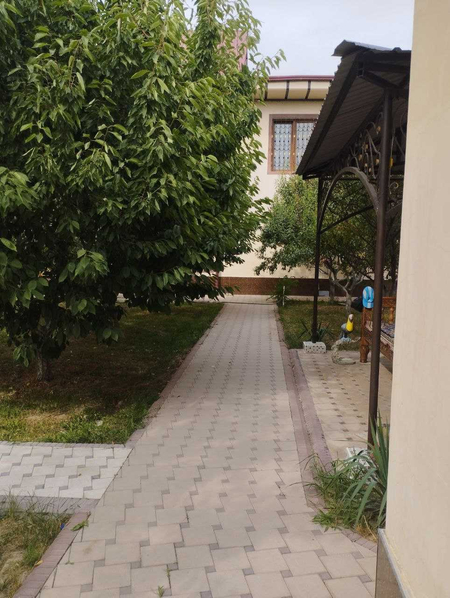 Продаётся Дача возле Газалкента