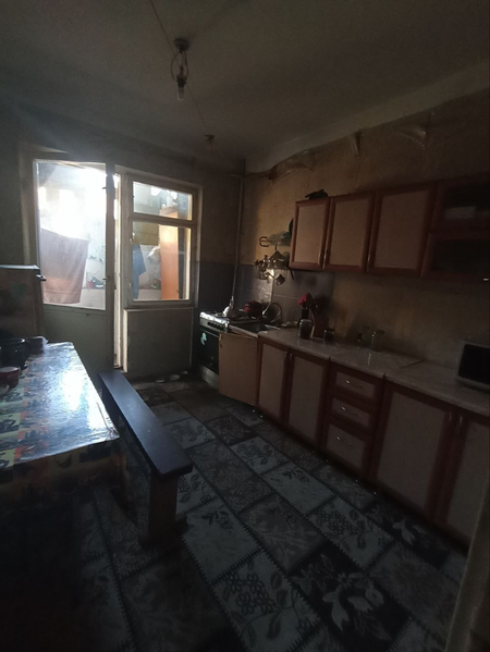 Продаётся четырехкомнатная квартира на массиве Водник