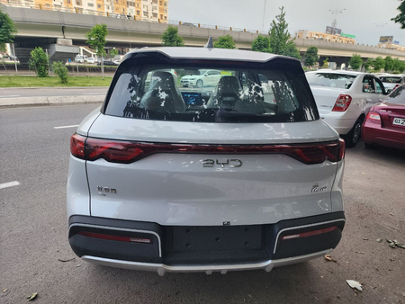 Растаможен. BYD Yuan Up 2024 Leadingl 401 км. Новый. Белый