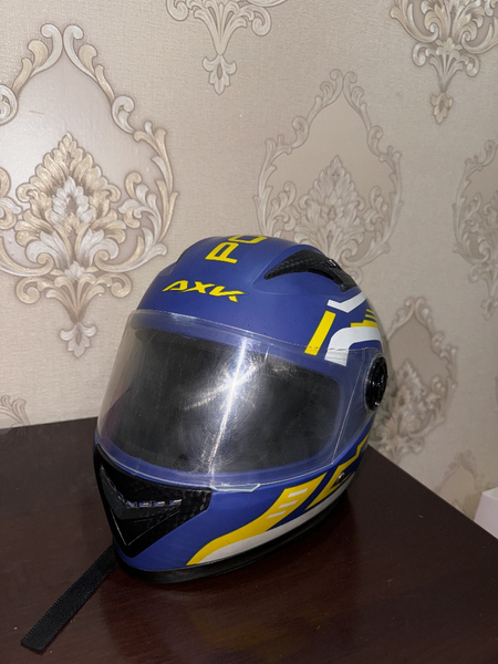 Продаю шлем для скутера