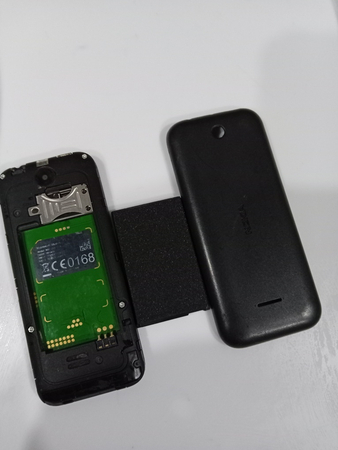 Assalom alekum telefon sotiladi Original Nokia 2ta sim fleshka