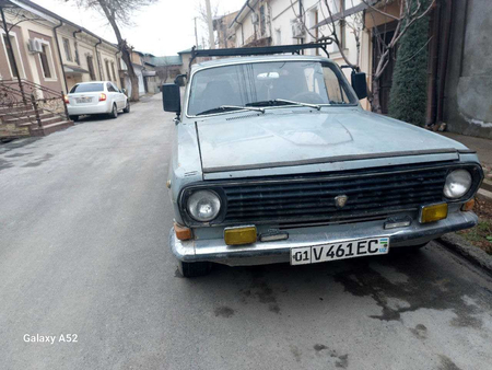ГАЗ 2401 сотилади.