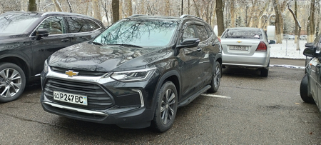 Tracker Premier sotiladi srochno