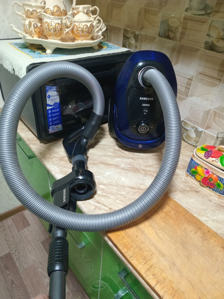 Samsung plisos sotiladi 2000 W