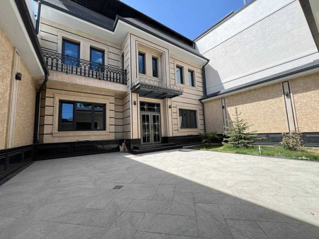 продается дом
на Центр Луначарского 
улица Газалкент