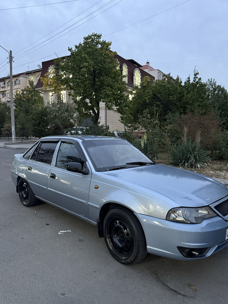 Neksa 2 sotlad 2013 yil