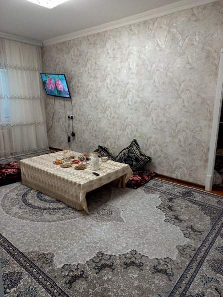 Срочно продается 5 комнатная квартира Юнусобод 15