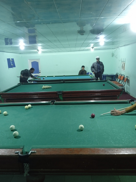 Billiard stol 3 ta xolati ideal